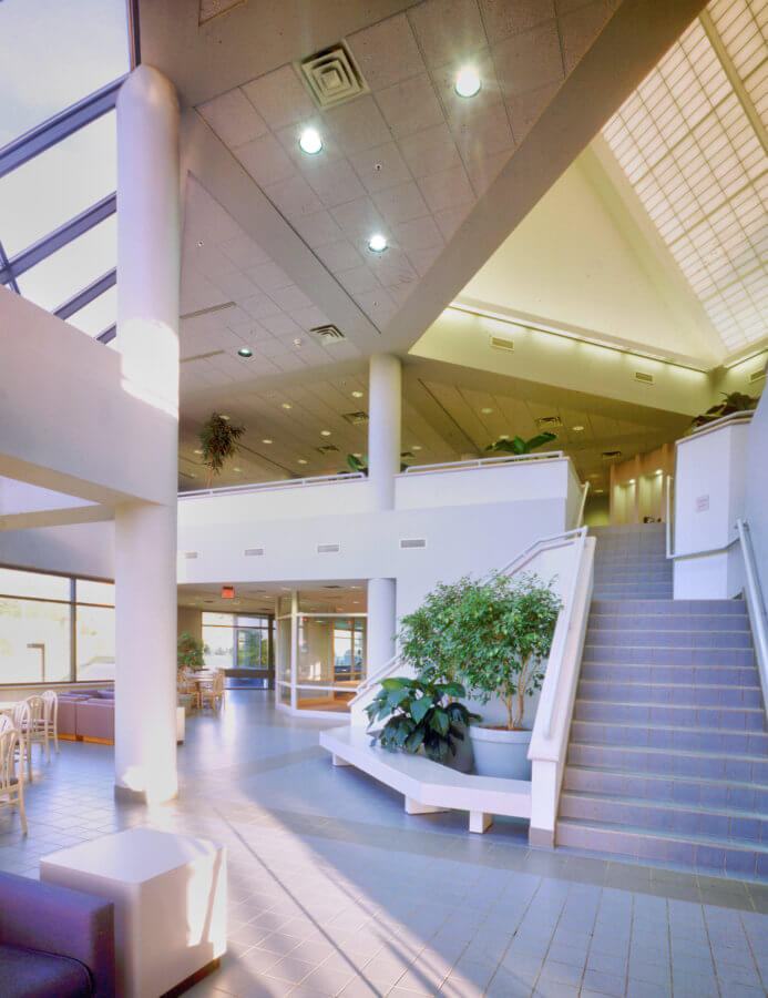 Ann and Alfred Goldstein Student Center | Architecteam